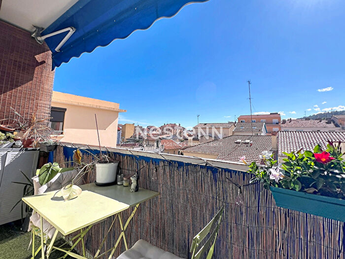 Appartement 4 pièces à Vallauris, Golfe Juan, Vieux Port, à vendre