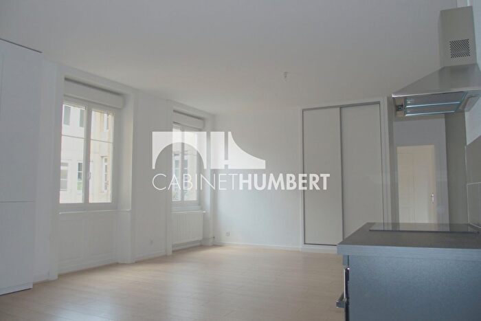 Appartement à louer - Saint-Étienne, Centre-ville, Peuple, Chavanelle - 2 pièces - 1 chambre