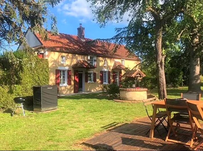 Maison 7 pièces à vendre - Saint-Amand-en-Puisaye