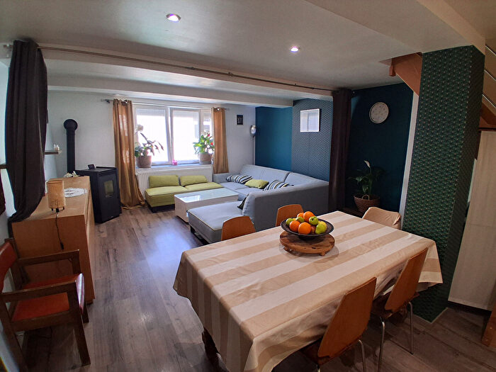 Maison 6 pièces à Nouzonville, à vendre