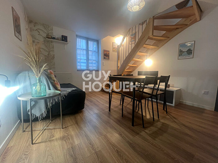 Appartement à louer - Albi, Centre-ville - 2 pièces - 1 chambre