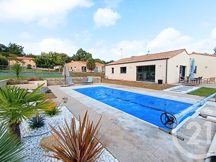 Maison à vendre - Saint-Paul-en-Pareds - 5 pièces - 3 chambres