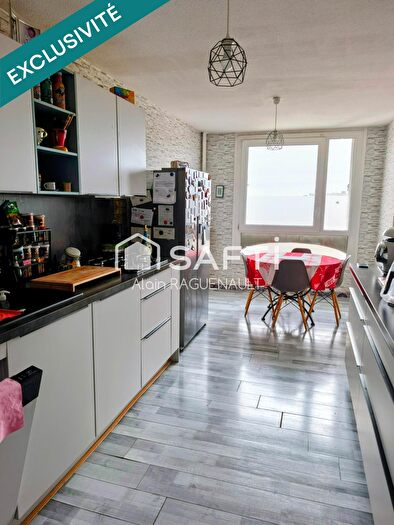 Appartement à vendre - Lyon e , Etats Unis - 5 pièces - 4 chambres