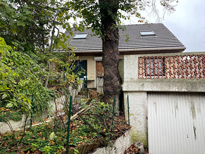 Maison à vendre - Mitry-Mory - 7 pièces - 5 chambres