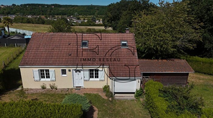 Saint-Lubin-des-Joncherets : Maison 5 pièces à vendre