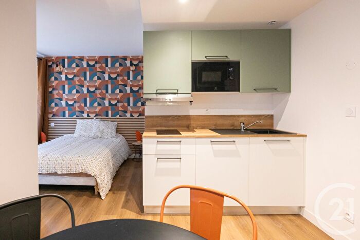 Appartement à louer - Orléans, La Madeleine, Saint-Laurent - 1 pièce