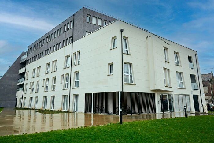 Appartement à louer - Ennequin, Loos - 1 pièce