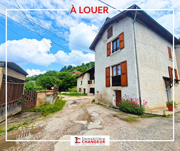 Maison 3 pièces à Coublevie, à louer