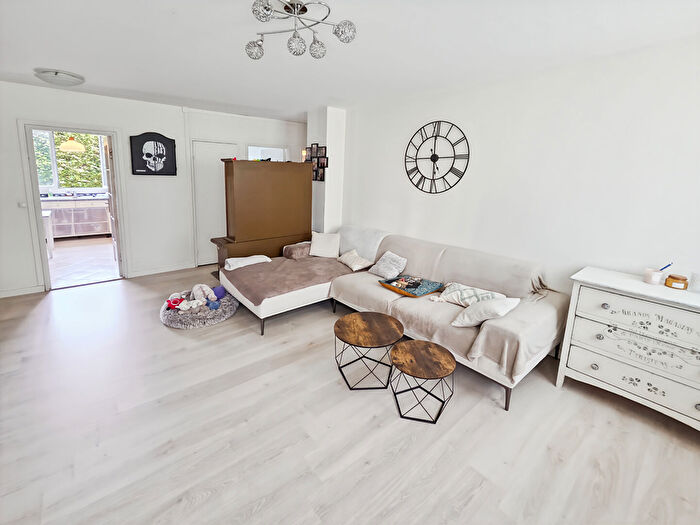 Appartement 3 pièces à Jouy-en-Josas, à vendre