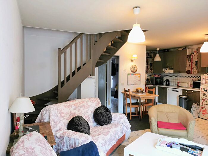 Appartement à vendre - Grenoble, Championnet - 4 pièces - 3 chambres