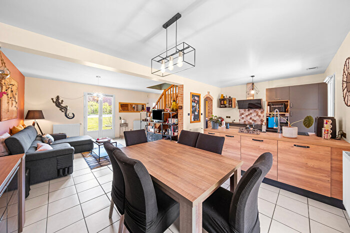 Maison à vendre - Saint-Martin-en-Bresse - 4 pièces - 3 chambres