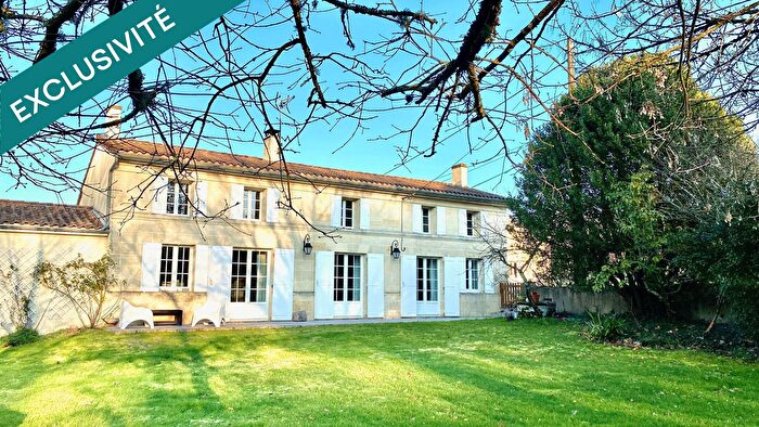 Maison à vendre - Laruscade - 6 pièces - 4 chambres