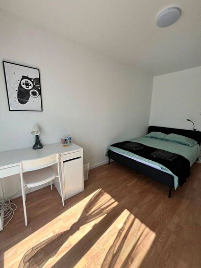 Hautepierre Centre, Strasbourg - Maison 7 pièces à louer