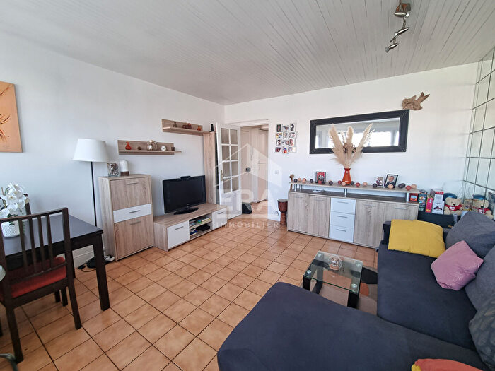 Appartement à vendre - Neuilly-sur-Marne, Libération - 3 pièces - 2 chambres