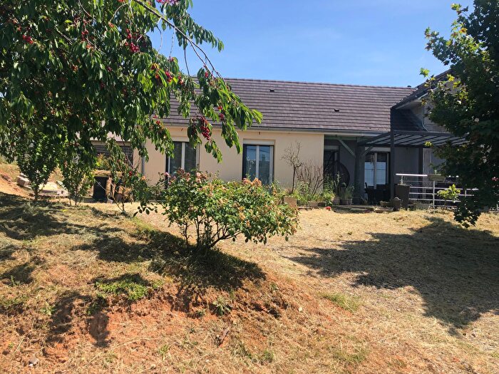 Maison 5 pièces à vendre - Eyburie