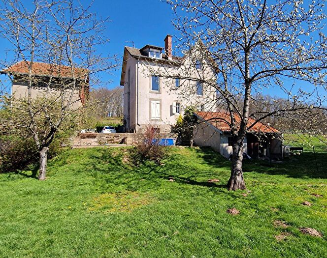 Appartement à vendre - Saint-Dié-des-Vosges - 6 pièces - 4 chambres