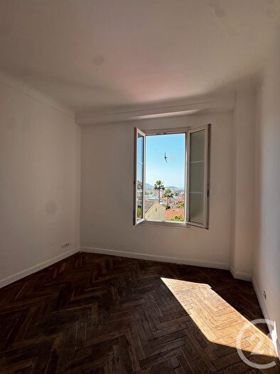 Appartement 3 pièces à Nice, Le Ray, à louer