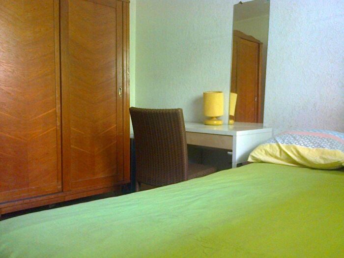 Appartement à louer - Paris ème arrondissement - 4 pièces - 3 chambres