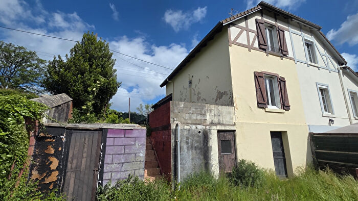 Maison 3 pièces à Saint-Eustache-la-Forêt, à vendre