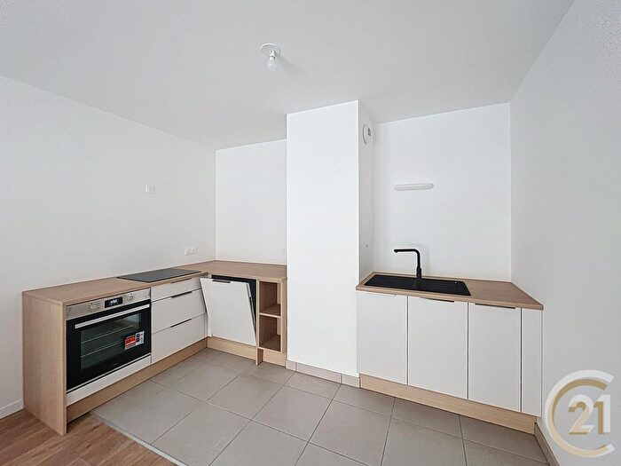 Appartement à louer - Déville-lès-Rouen - 3 pièces - 2 chambres