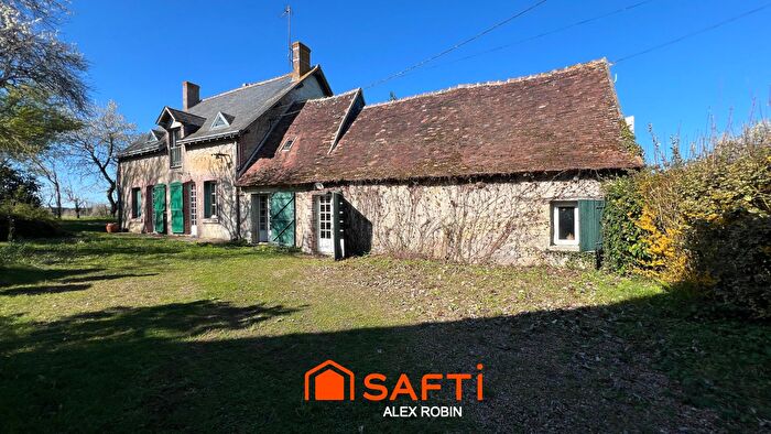 Saint-Laurent-en-Gâtines : Maison 10 pièces à vendre