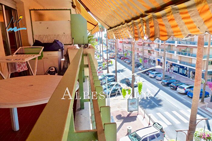 Appartement à vendre - Cagnes-sur-Mer, La Gare, Les Plans, Hippodrome - 1 pièce