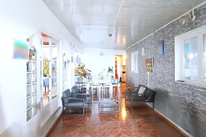 Maison à vendre - Sainte-Marie, Beaumont, Piton Cailloux - 8 pièces - 3 chambres