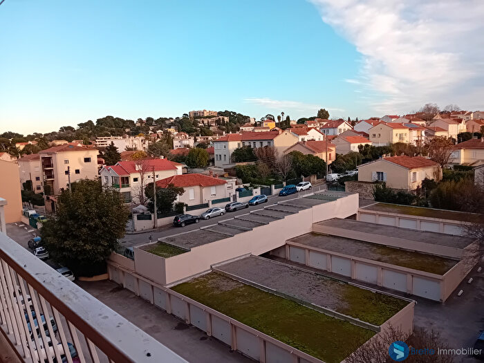 Appartement à vendre - Toulon, Aguillon - 3 pièces - 2 chambres