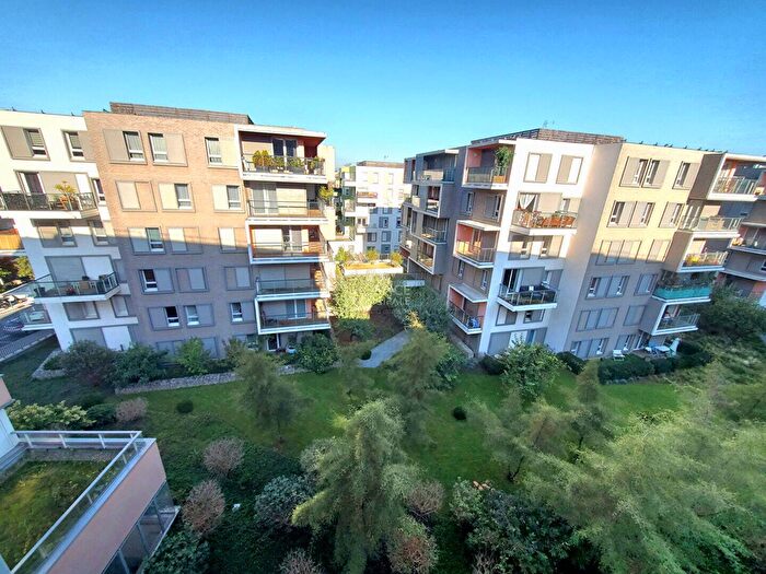 Appartement à louer - Vieux Pont, Nanterre - 2 pièces - 1 chambre