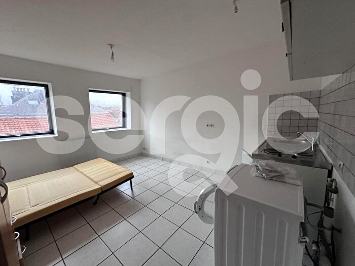 Appartement à louer - Roubaix, Gare Jean Lebas - 1 pièce