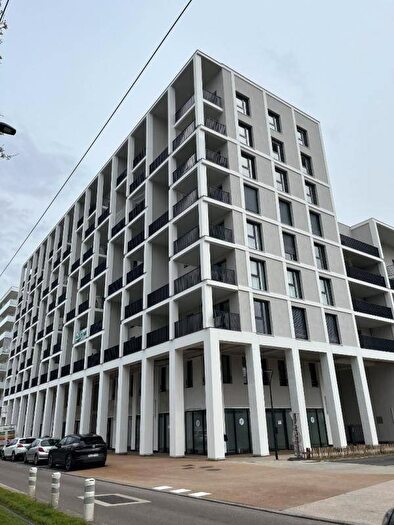 Appartement à louer - Arsenal, Dijon - 3 pièces - 2 chambres