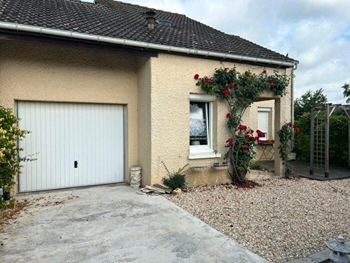 Maison 5 pièces à Anet, à vendre