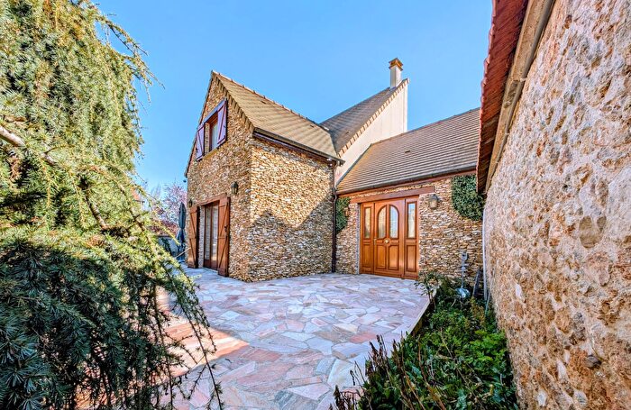Maison 6 pièces à vendre à Jouars-Pontchartrain