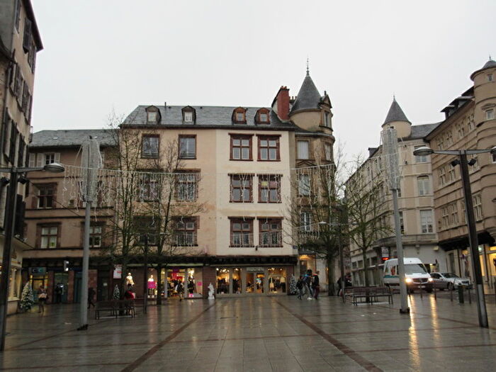 Maisons à vendre et appartements à louer - 2