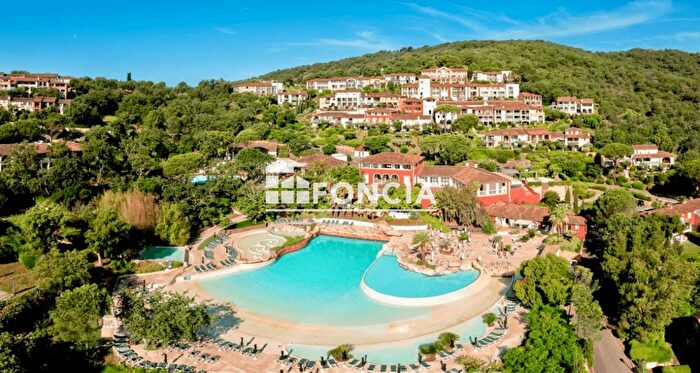 Appartement à vendre - Grimaud - 3 pièces - 2 chambres