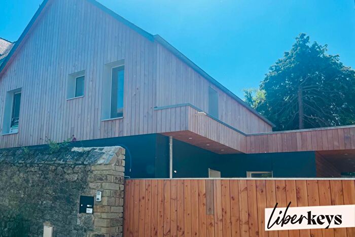 Maison à vendre - Dinan - 6 pièces - 4 chambres