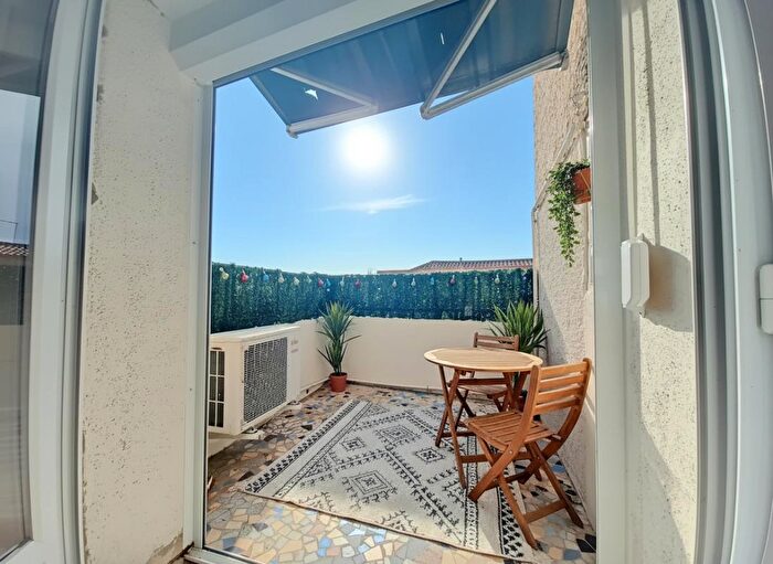 Appartement à vendre - Marseille e  - 2 pièces - 1 chambre