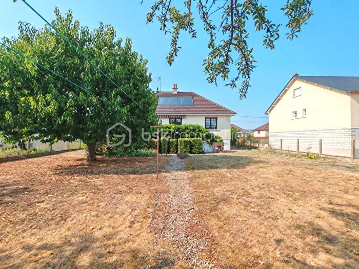 Maison 6 pièces à Montargis, à vendre