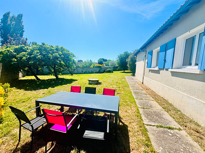 Maison à vendre - Saint-Palais-sur-Mer - 4 pièces - 3 chambres