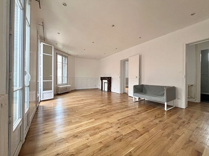 Alfortville, Mairie, Gare : Appartement 3 pièces à vendre