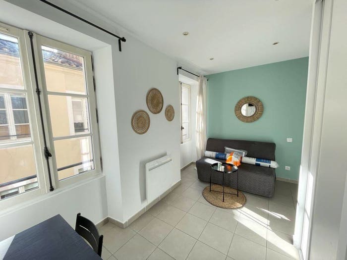 Les Grandes Carmes, Marseille 2ème arrondissement : Appartement 1 pièce à louer