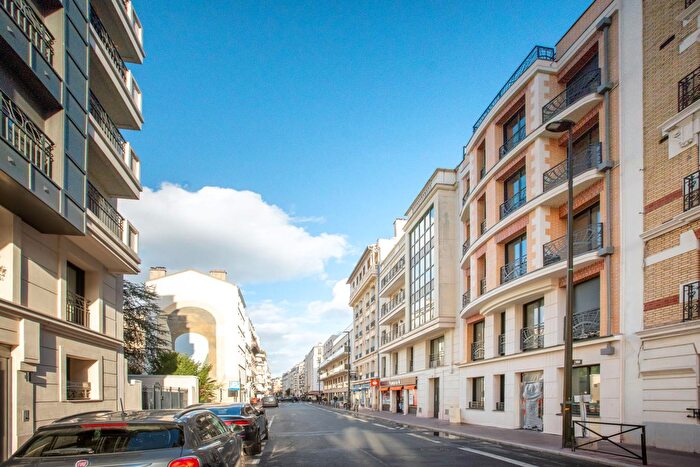 Appartement 3 pièces à louer à Levallois-Perret, Front de Neuilly