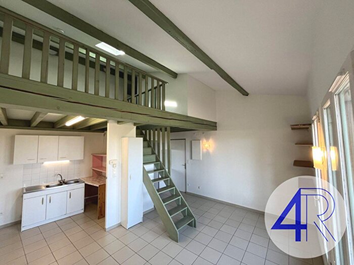 Appartement à louer - Saint-Lager - 1 pièce