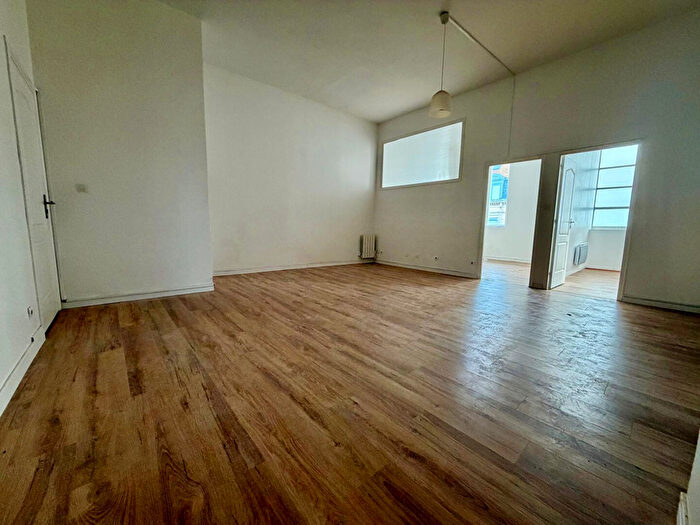 Appartement à vendre - Calais, Hôtel de ville - 3 pièces - 2 chambres