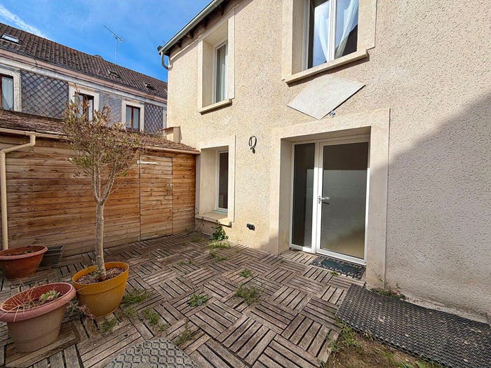 Maison 3 pièces à louer à Le Bourg et le Hameaux, Beynes