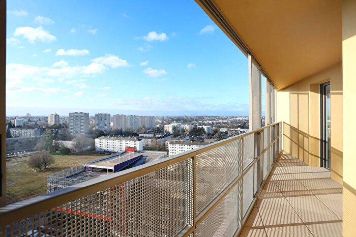 Appartement à vendre - Quartiers Nord-Est, Maurepas - 3 pièces - 2 chambres