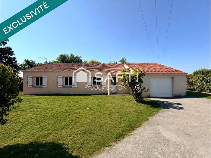 Maison 4 pièces à vendre à Moncoutant