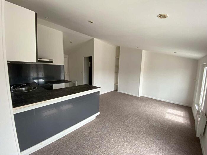 Coulommiers, Centre-ville : Appartement 1 pièce à louer