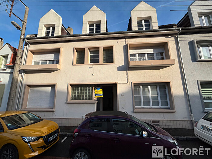 Maison à vendre - Étaples - 10 pièces - 5 chambres