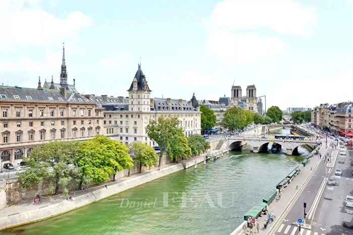 Appartement à louer - Paris e , Saint-Michel, Monnaie - 3 pièces - 2 chambres